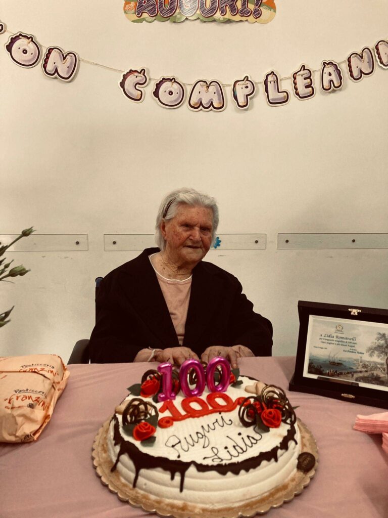 FORMIA FESTEGGIA LE DUE NEO CENTENARIE - Latina TU