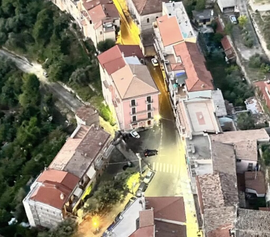 IL SINDACO DI LENOLA FINITO NEL MIRINO DEI DUE "IMPRENDITORI" ARRESTATI ...