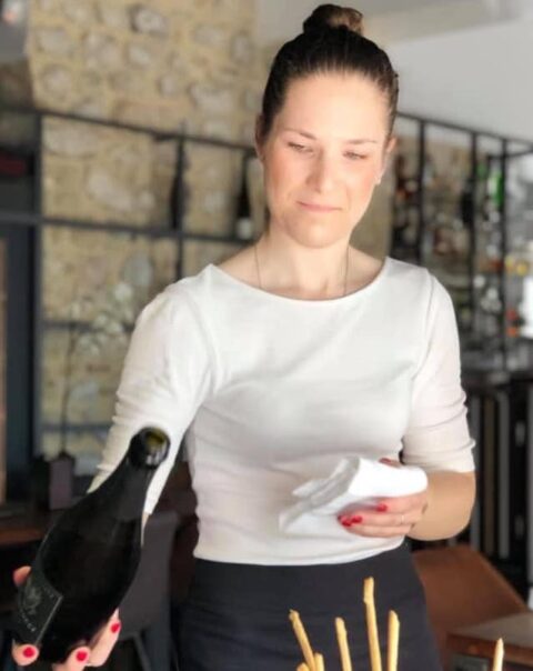 CELEBRATI I FUNERALI DI MARA SEVERIN: "ANGOSCIATI E TRISTI PER LA PERDITA"