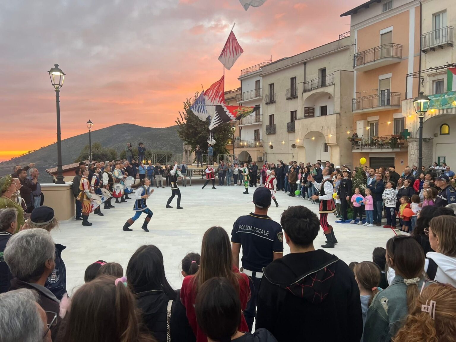 FORMIA, INAUGURATA LA NUOVA PIAZZA "ANTONIO RICCA"