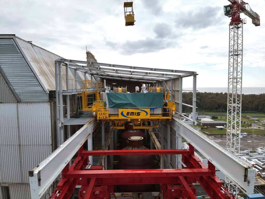 CENTRALE NUCLEARE DI LATINA, INSTALLATA GRU PER SMANTELLARE I BOILERS